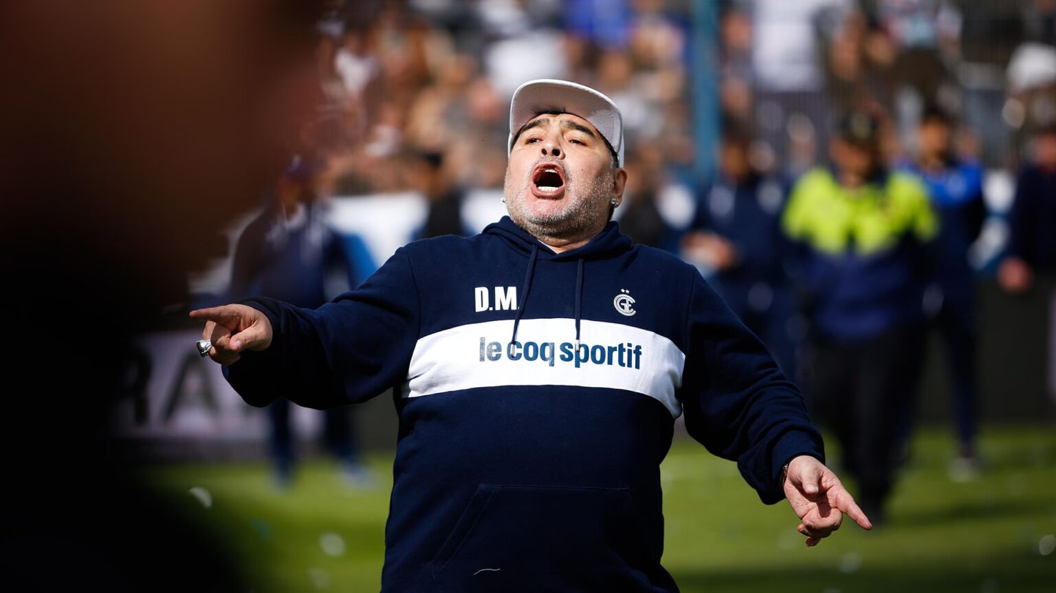 Maradona: Su Legado Inmortal en el Fútbol | Salud & Movimiento